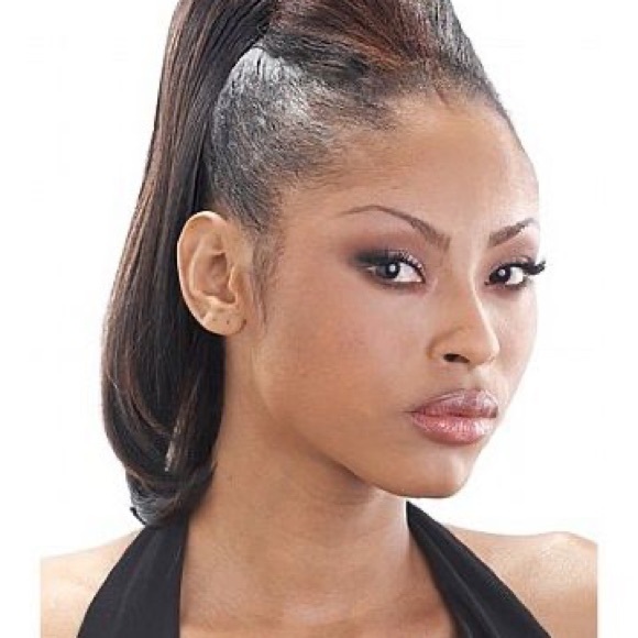 Hair | Model Model Glance Drawstring Ponytail | Poshmark